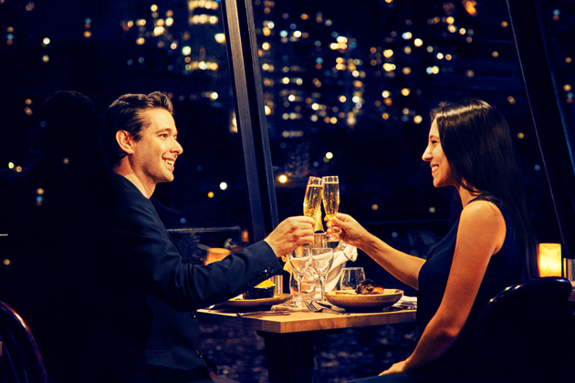 Romantic dinner cruise on the Seine - Marina de Paris